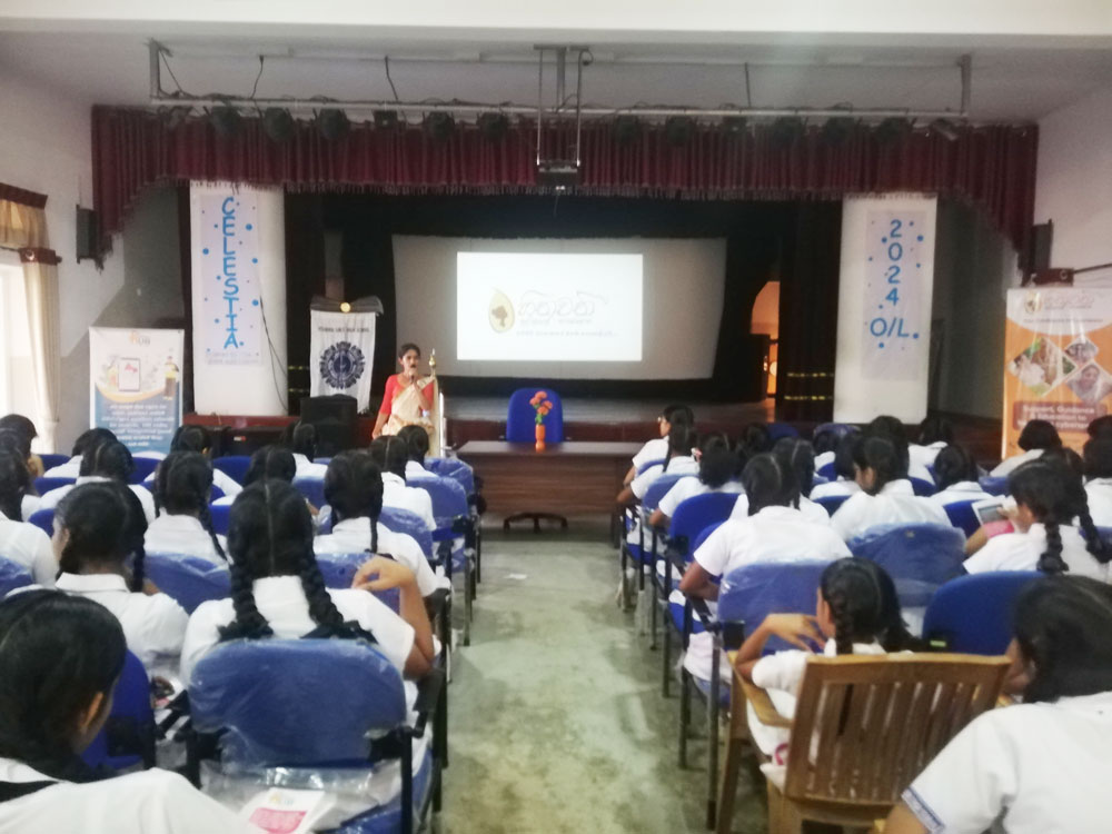 Cyber Safety Awareness through ‘Hithawathi Teens Hub’ – At Vishaka ...